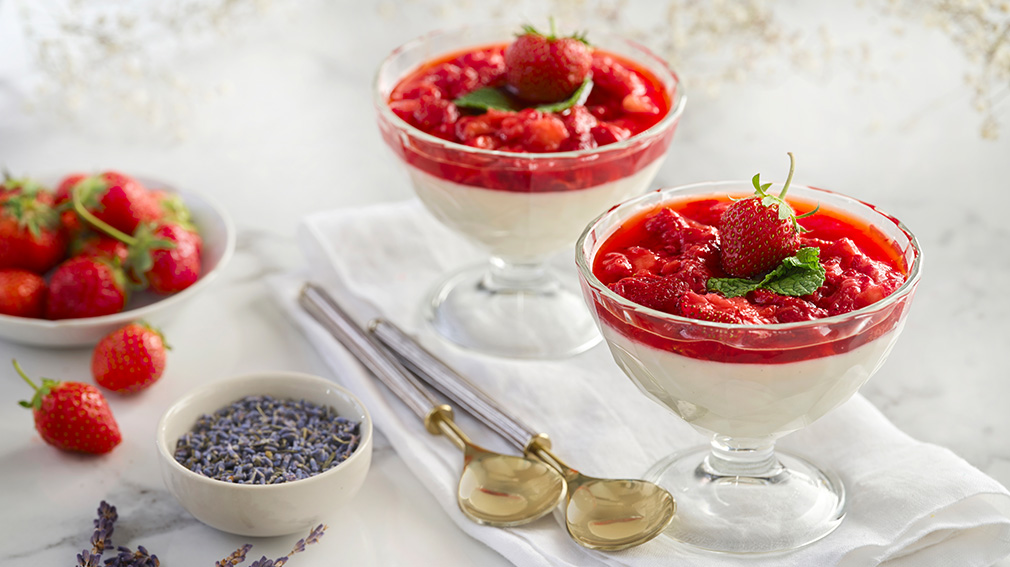 milk.org | Creamy Strawberry Panna Cotta milk.org | Creamy Strawberry Panna Cotta